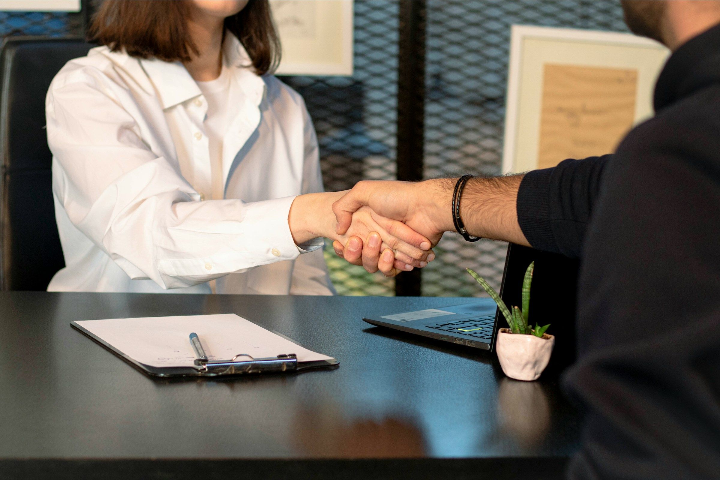 What Is HR Operations And What Are Its Goals? An Essential Guide